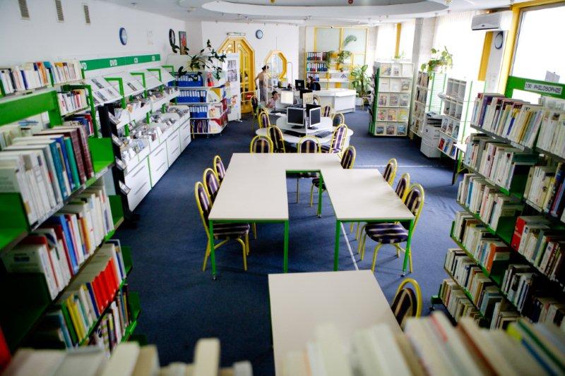 Renovations for the Alliance française multi-media library